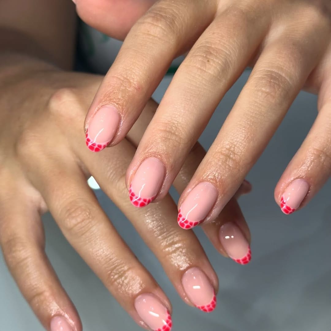 21 Heart-Stopping Red and Pink Nail Looks for the Month of Love - Lux Luna