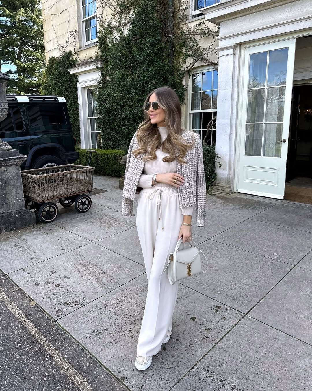 20 Classy April Outfits to Conquer Spring in Impeccable Style - Lux Luna